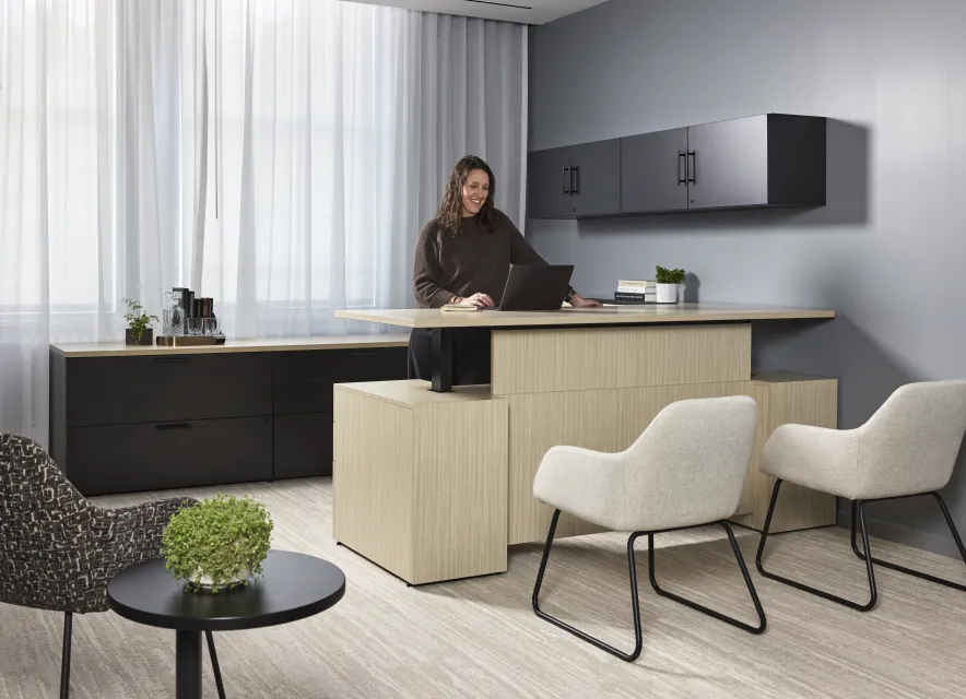 AIS NY Showroom, Calibrate Private Office, Height Adjustable Desk ...