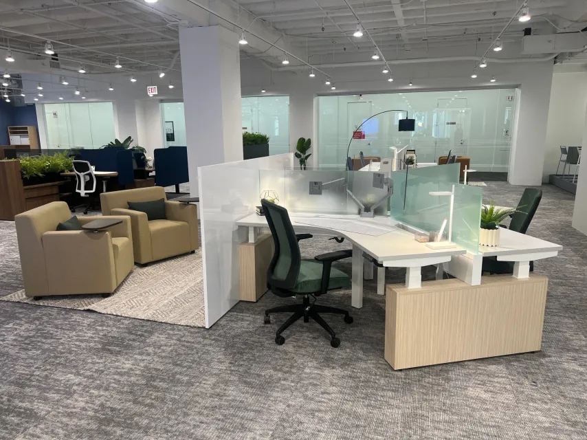 NeoCon 2024 Encounter PowerBench with Whiteboard Gallery Panel and Hakr ...
